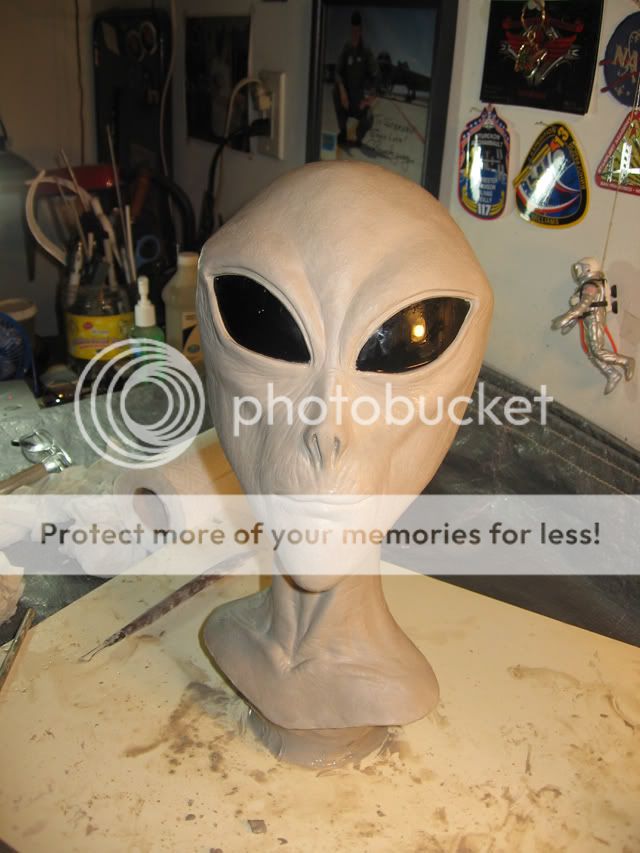 Communion alien bust by Steve Neill | Rebelscum.com Forums
