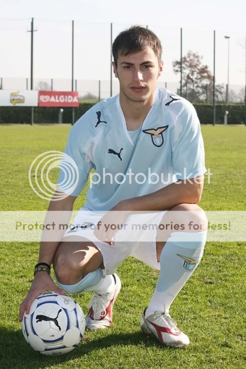 Bloggang.com : Don't mess with Messi - Ştefan Radu : Romania